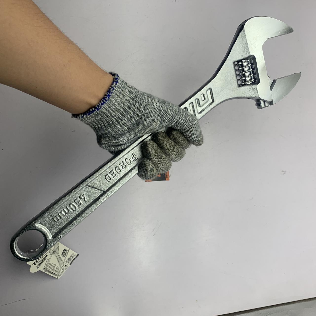 Mỏ lết 18inch 450mm bằng thép các bon C45 Total THT1010183